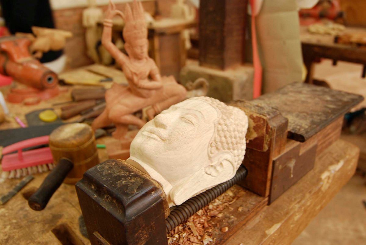 Half Day Tour Silk Farm & Khmer Arts & Craft Workshops | Angkor7th Travel